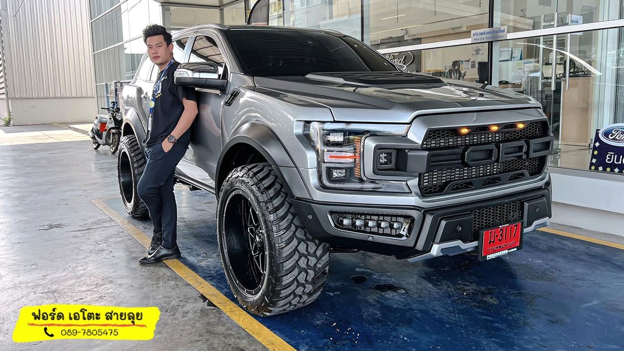 Ford Everest Decorated With F-150 Body Kits Thailand Review - YouTube