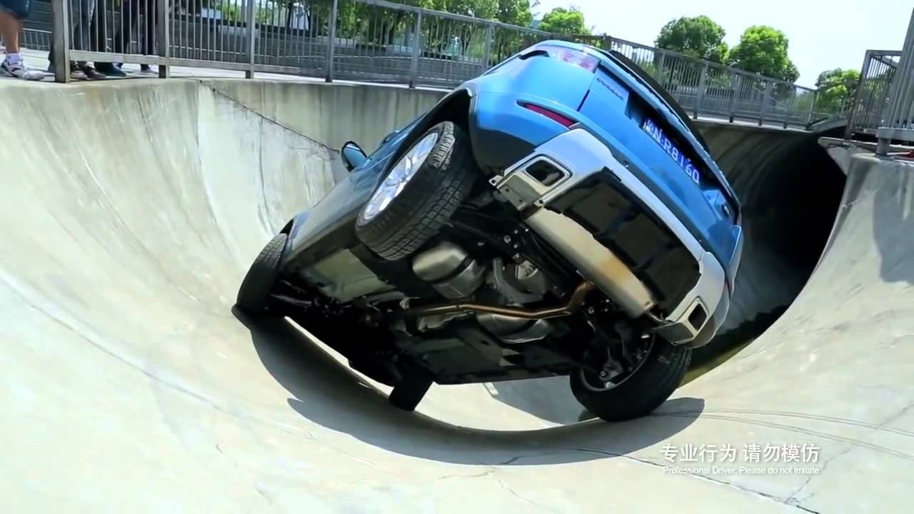 Range Rover Stunt – Extreme Driving Challenge - YouTube