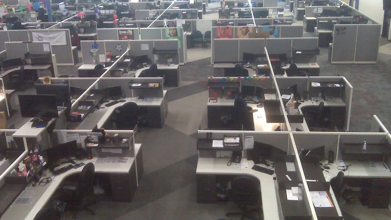 What is it like to work in a Call Center - YouTube