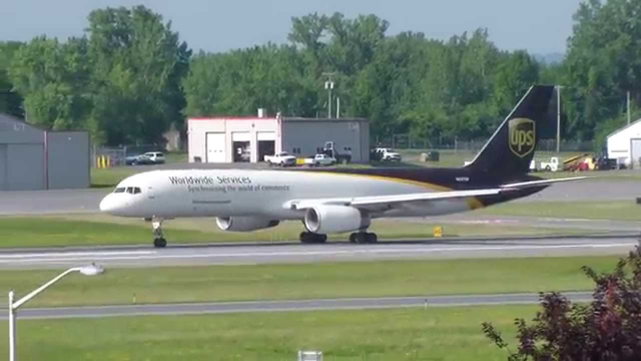 UPS 757-200 Great Engine Spool Up & Takeoff (HD) - YouTube
