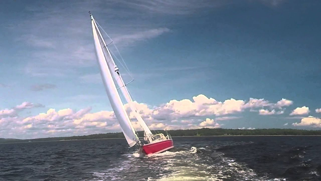 Red Jacket V Cruising in Maine - YouTube