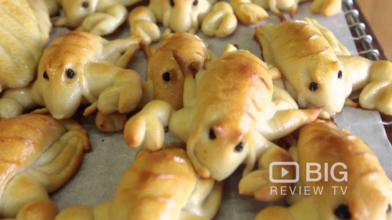 Raffael's Bakery a Bakery and a Cafe offering Italian bread - YouTube