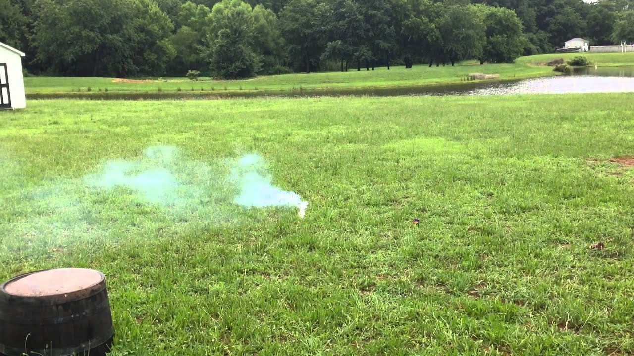 LIGHTNING FLASH - TNT Fireworks Fire Cracker - YouTube
