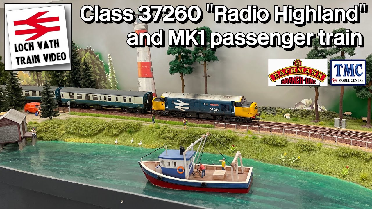 Locomotive Bachmann Class 37260 "Radio Highland" and Passenger Train ...