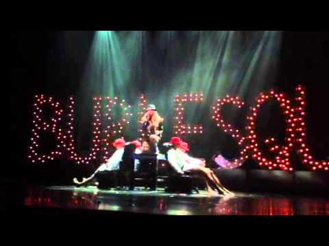 Jaime Lynch: Man's World - YouTube