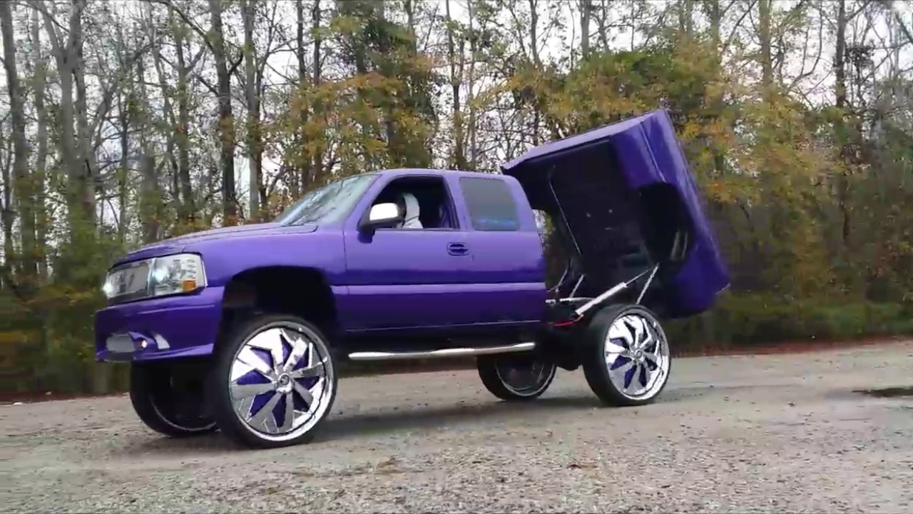 Purple Thunder. Dump Truck Bagged with 60" TVs on 32" DUB Floaters ...