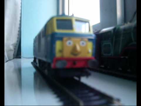 Hornby Diesel D7101 in Action - YouTube