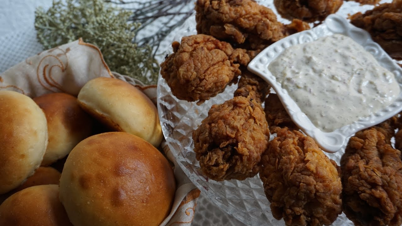 Pollo Frito al estilo KFC + Pan KFC | Miel y Especias - YouTube