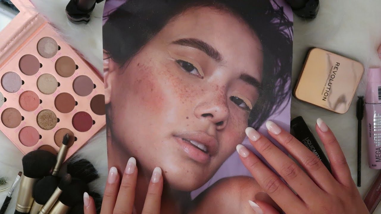 ASMR Putting Makeup On A Models Face (Tracing,Tapping, Slow Brushing ...