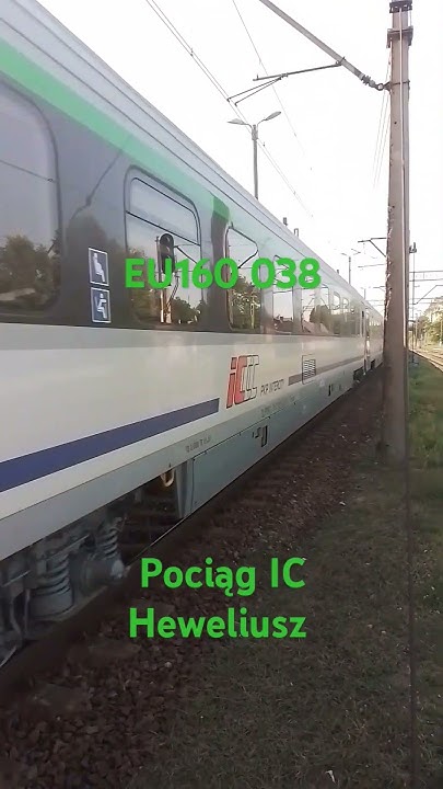 Wjazd IC Heweliusz na stację Gniezno - YouTube