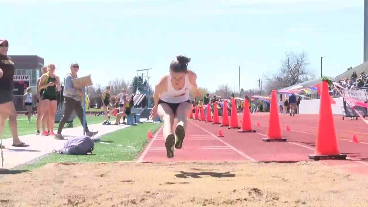 Helena Capital track outperforms CMR at dual in Great Falls - YouTube