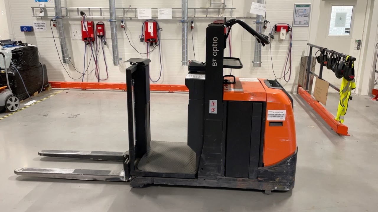 Köp Plocktruck BT OSE100 på Klaravik - YouTube