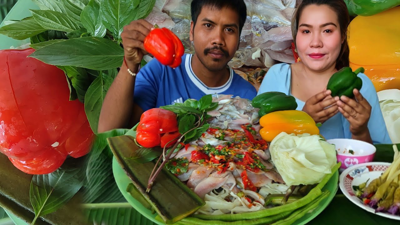 จุ๊ปลาข้างเหลือง น้ำจิ้มถั่วราดซีฟู๊ด แกล้มพริกสามสี แซ่บอีหลีพี่น้อง ...