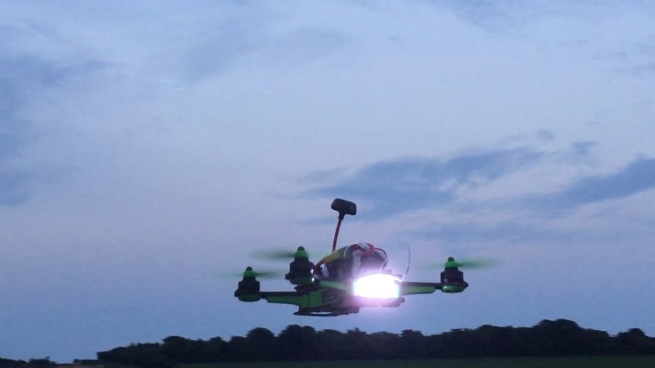 Vortex 250 Pro-Racing Drone.FPV. Flat Out 2016 - YouTube