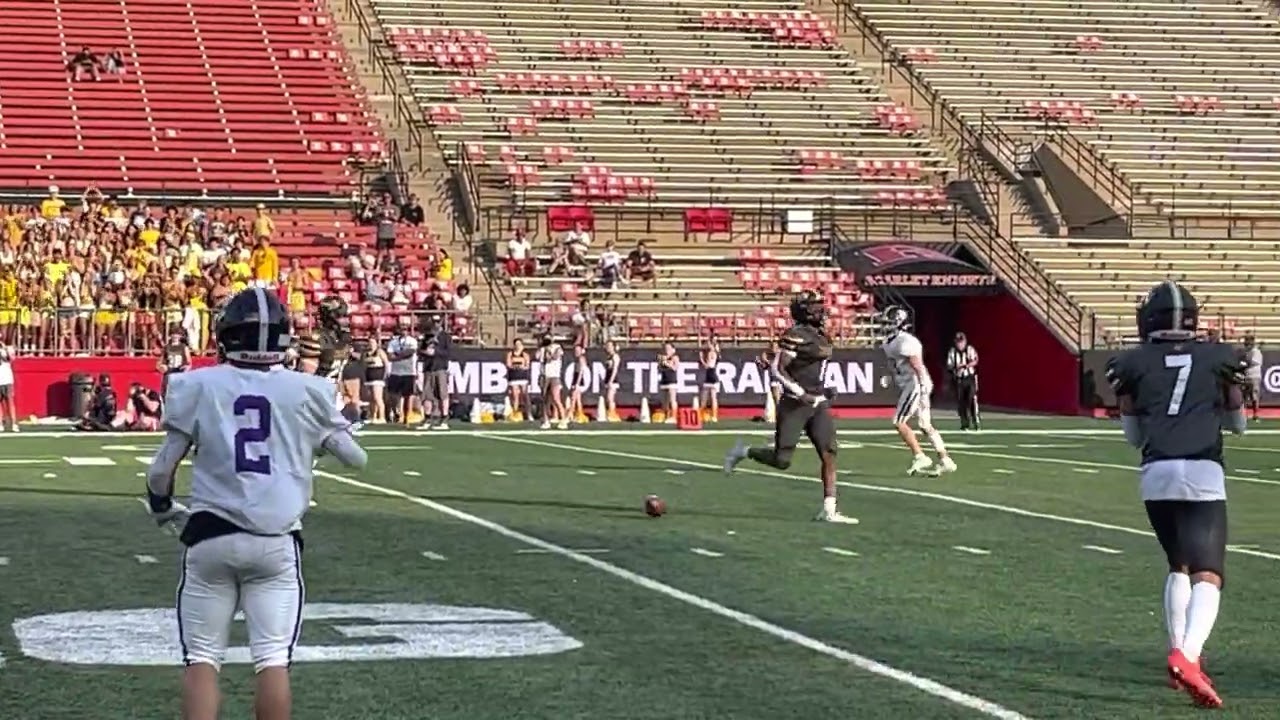 Micah Ford breaks up a pass on 4th down - YouTube