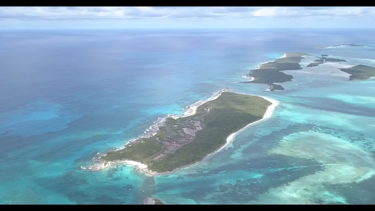 Berry Islands from the air - YouTube