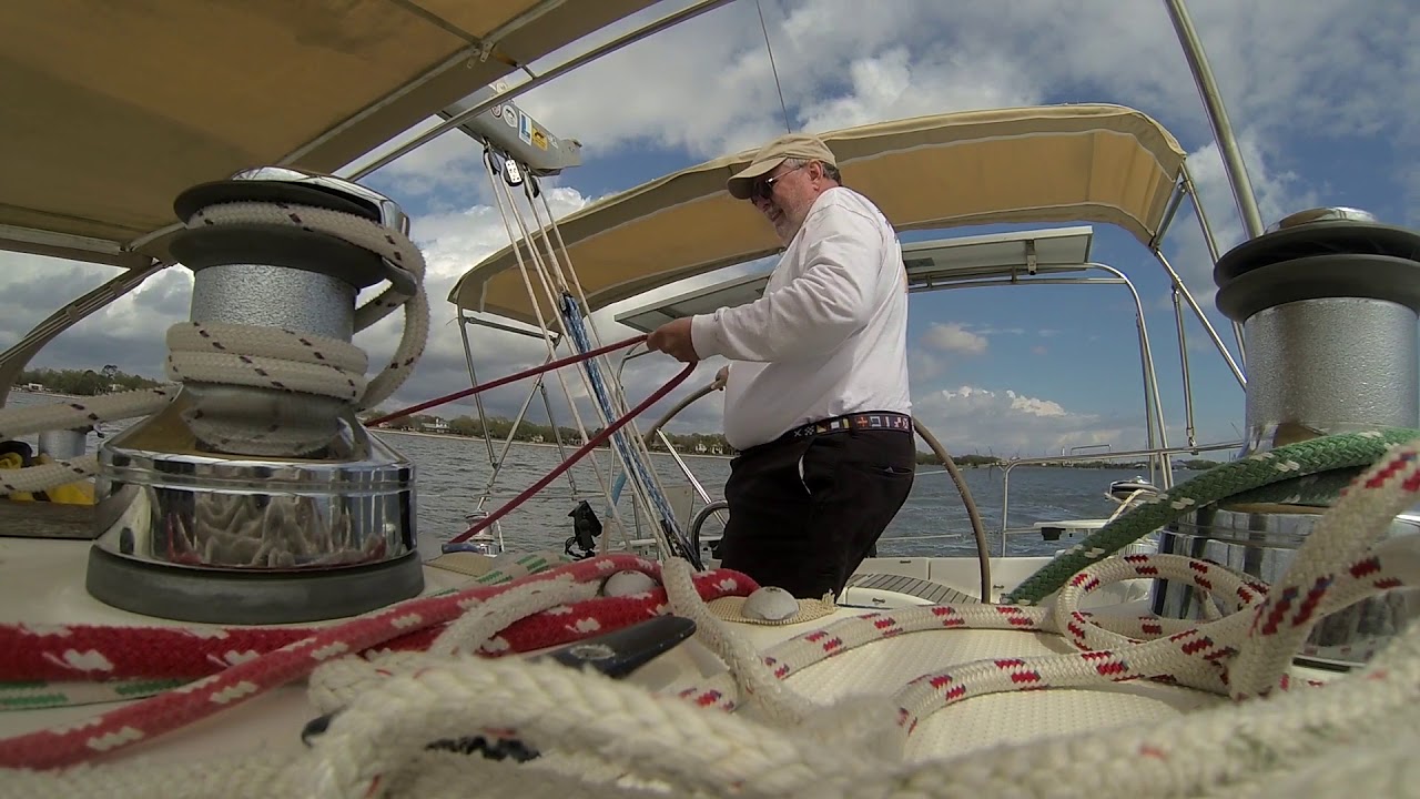 FAT MAN TACKS A SAILBOAT - YouTube