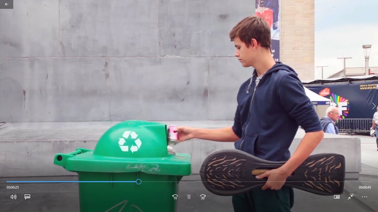 From collection to sorting to recycling - YouTube