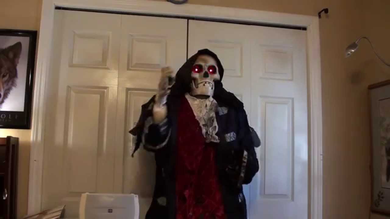 Gemmy Life Size Dead Eye Drake Prop Halloween (needs work). - YouTube