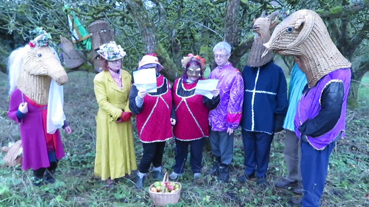 Armagh Rhymers performing the Orchard Wassail on the 4th of January ...