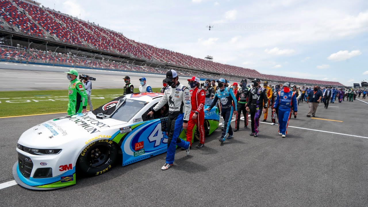 FBI to investigate noose left in NASCAR stall - YouTube