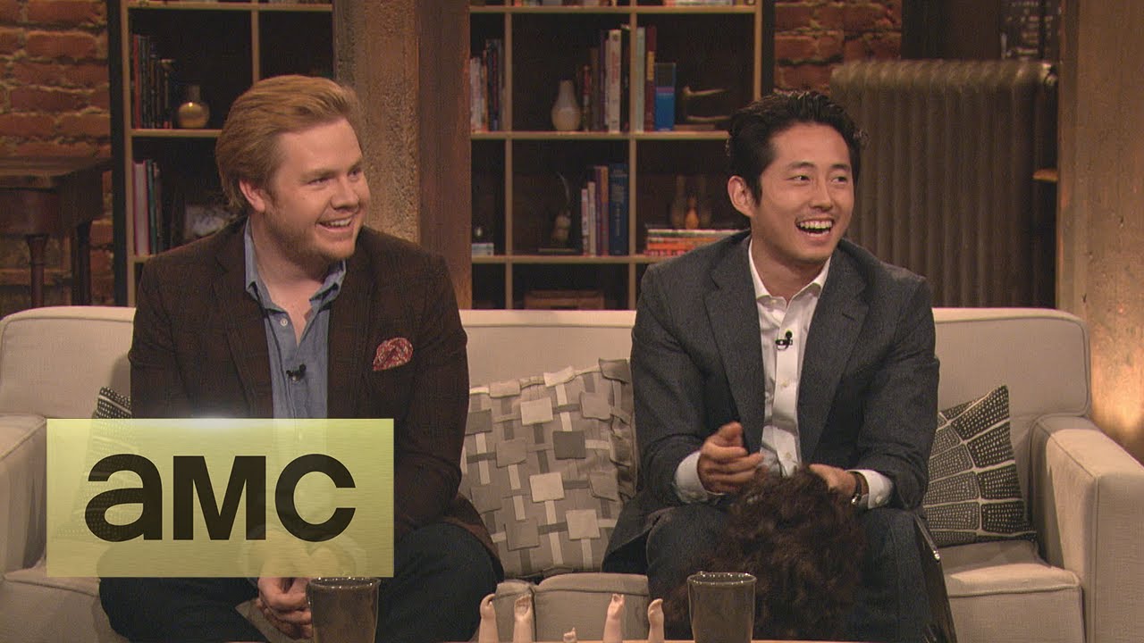 Steven Yeun on His Catchphrase: Episode 415: Talking Dead - YouTube