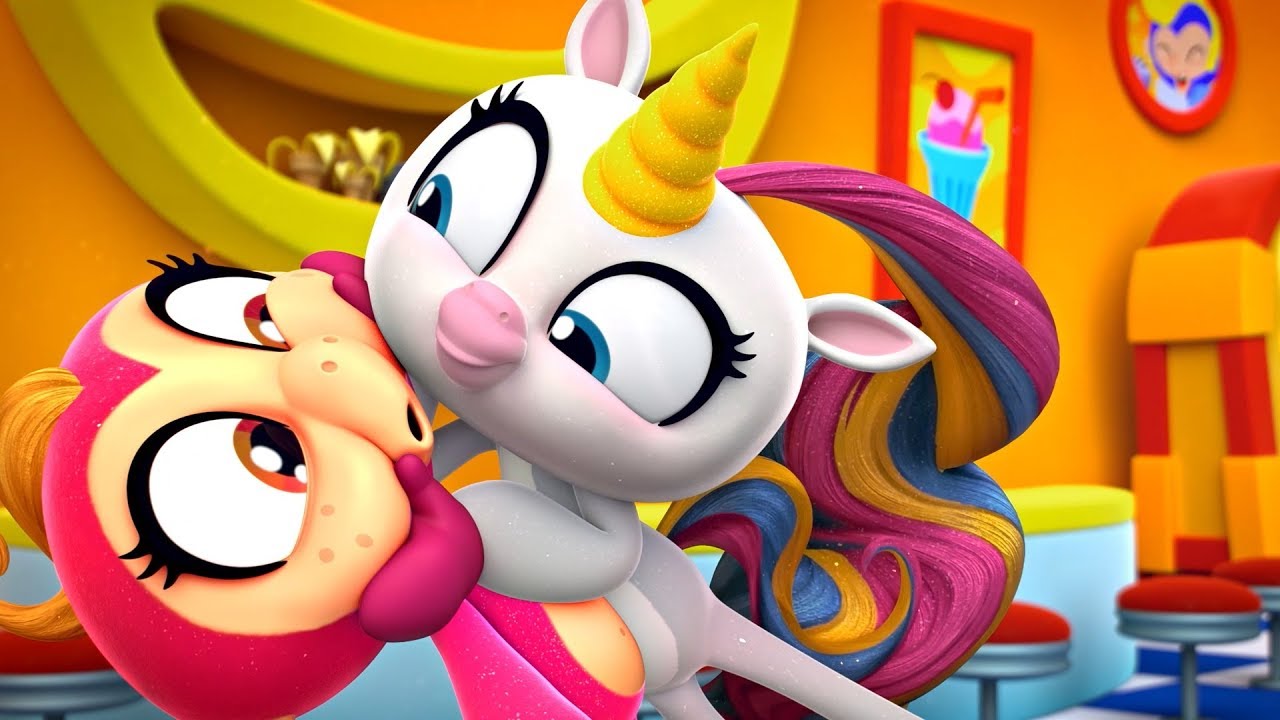 Fingerlings Tales | A Day in the Life of Bella - YouTube