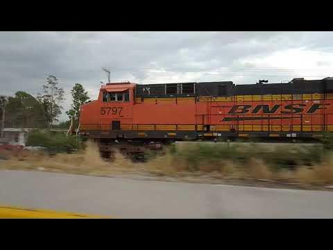 Persecución a BNSF 5797 a la Misma Velocidad 70km/h...Sn Fco-Leon... - YouTube