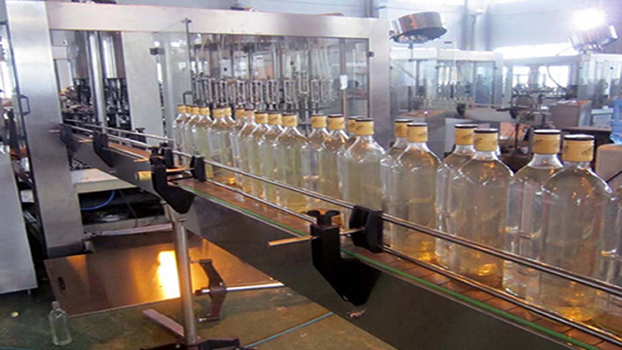 Grape wine glass bottles filling line linear fill plugger capper caps ...