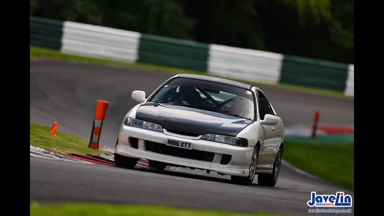 Honda Integra DC2 Type R - K20 ITB - Cadwell Park - 06/06/2024 - YouTube