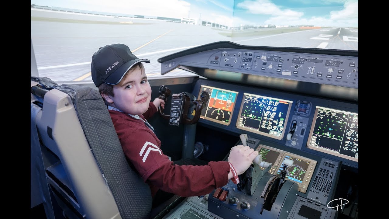 Lewis's Airbus A380 Muscle Dream - YouTube