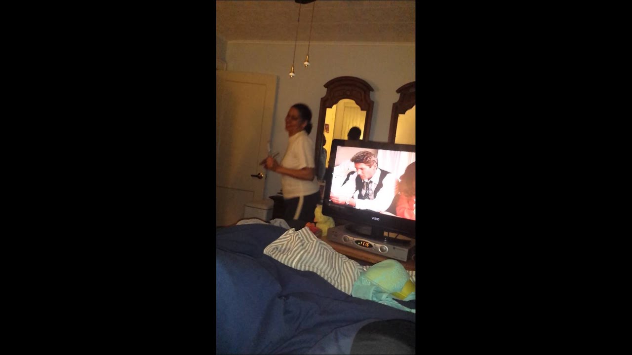 Jonelle Trying To Teach Mommy To Twerk Youtube