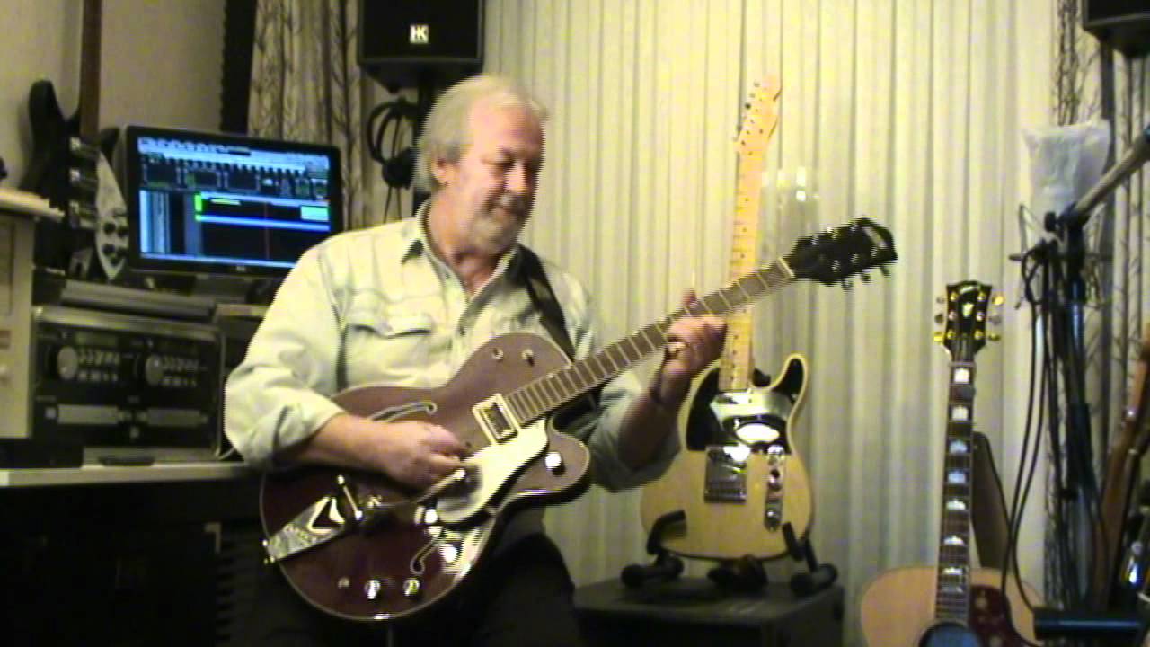 Memphis, Tennessee - Chuck Berry/Johnny Rivers (played on guitar by ...