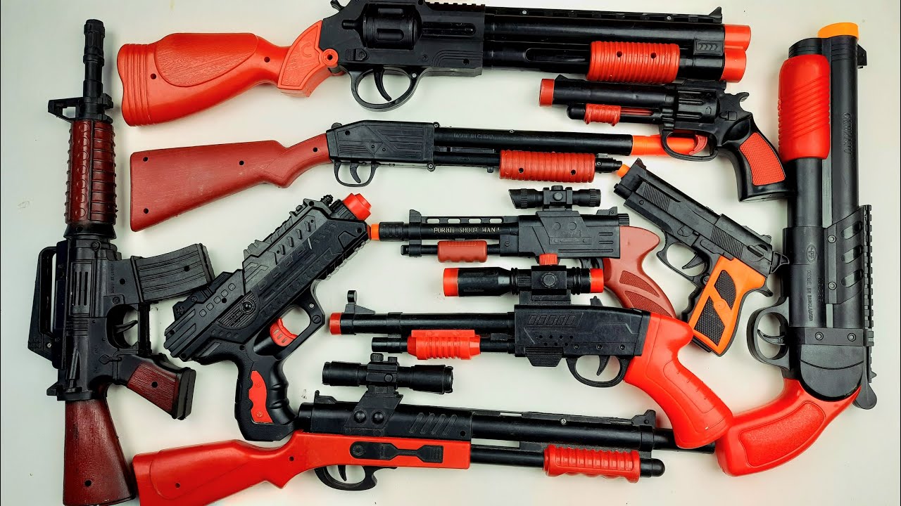 Realistic Weapons Arsenal! Hundreds of Guns and Rifles in the Toy Gun ...