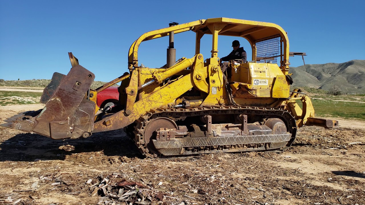 Lot 5 CAT 977K - YouTube