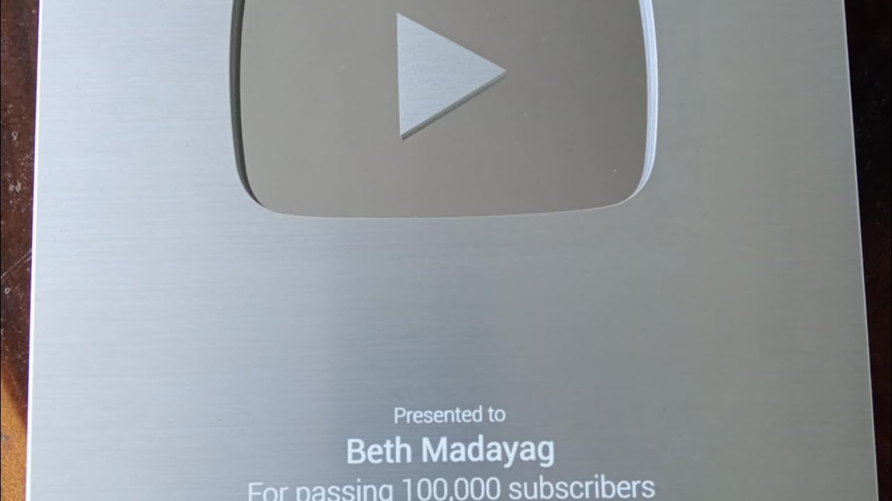 unboxing my silver play button award.Thank you so much youtube,and 100k plus subscribers - YouTube