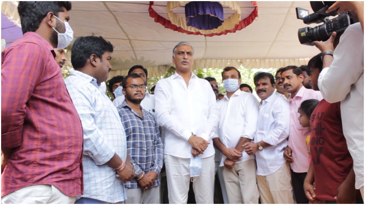 Minister Harish Rao Launches Venky Pinky Jump Movie Shooting | Venky ...