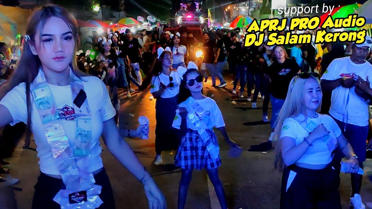 Karnaval Gumukmas ada Icha Chellow & Mama Muda Joget "DJ SALAM KERONG ...