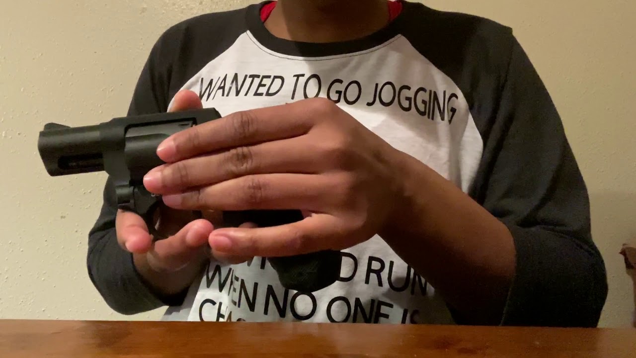 How To Load & Unload A .38 Special Revolver (Minute Film Project) - YouTube