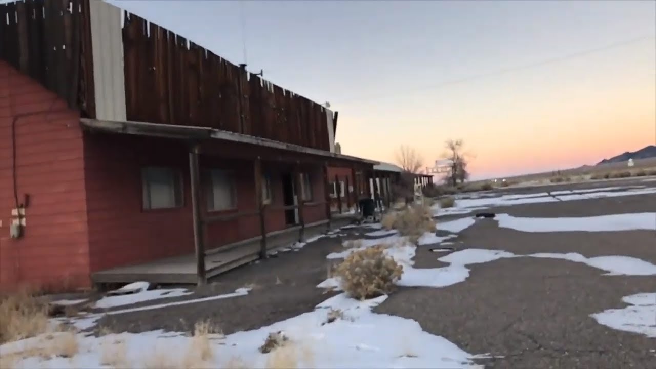 Creepy Abandoned Motel - YouTube