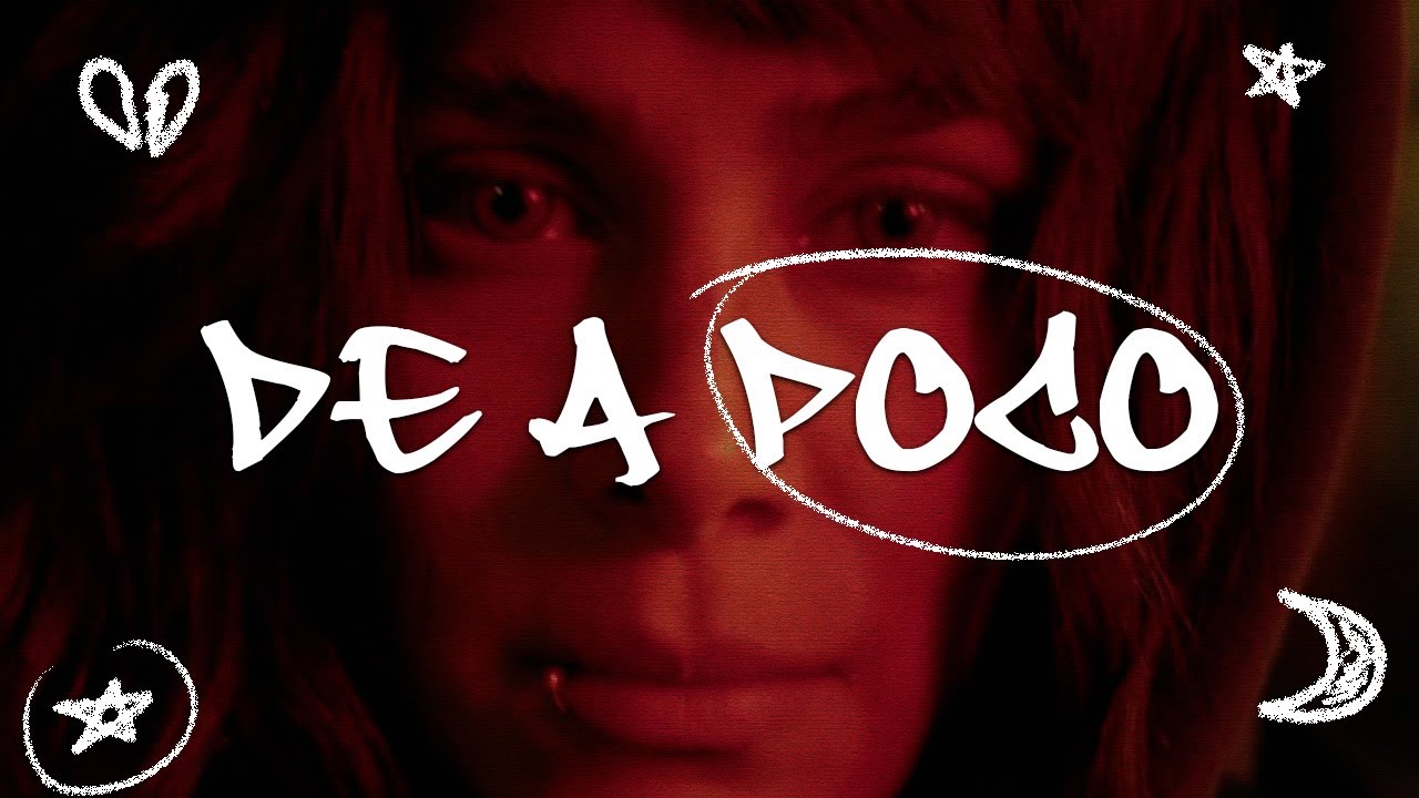 Greeicy - De A Poco (Letra) - YouTube