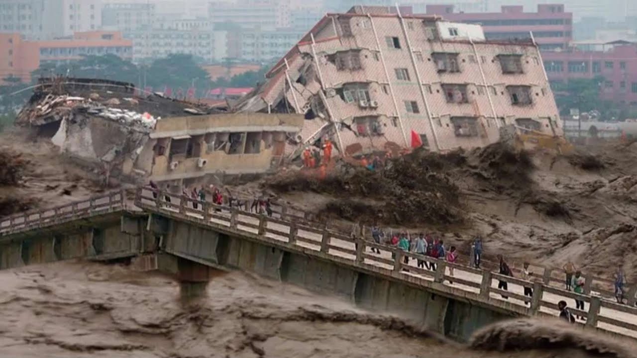 Peru never seen this situation | unbelievable footage of Cyclone Yaku ...