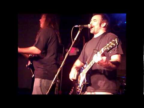 The Cheeky B Band... at Redz Bar & Grill performing "Machinehead" on 4 ...