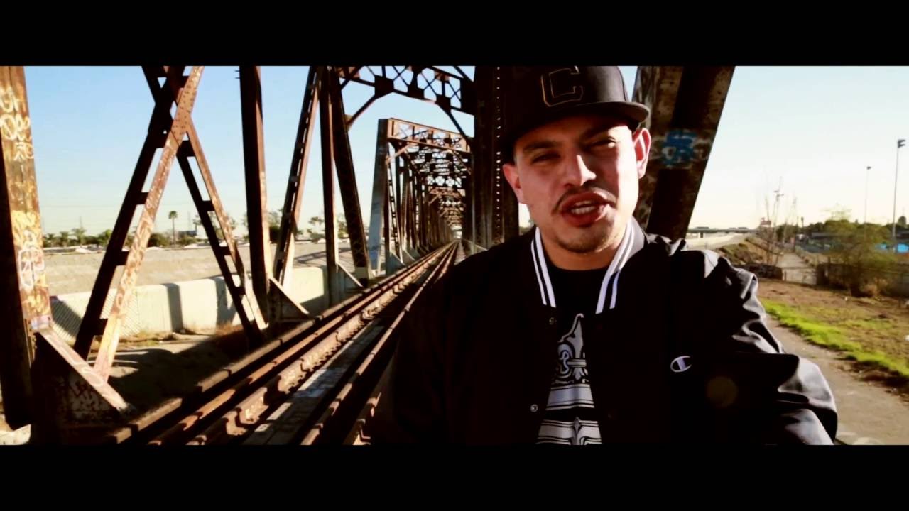 Chavo - Daddy is a Gangster - Official Music Video - YouTube