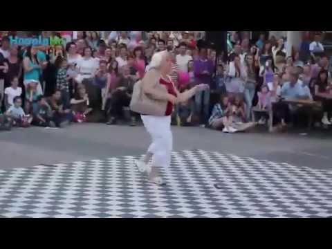 Muhteşem dans gösterisi Videosu En Çok İzlenen Videolar   Mynet Video