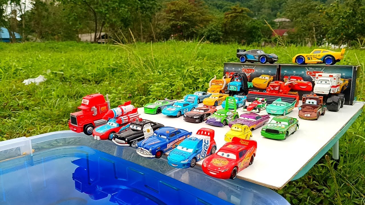 Disney cars toys slide to the blue water | lightning mcqueen toys - YouTube