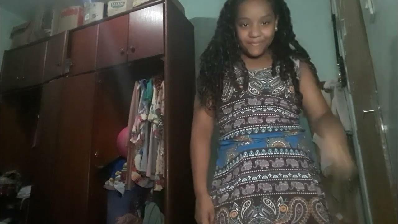 experimentando as roupas da minha mãe - YouTube