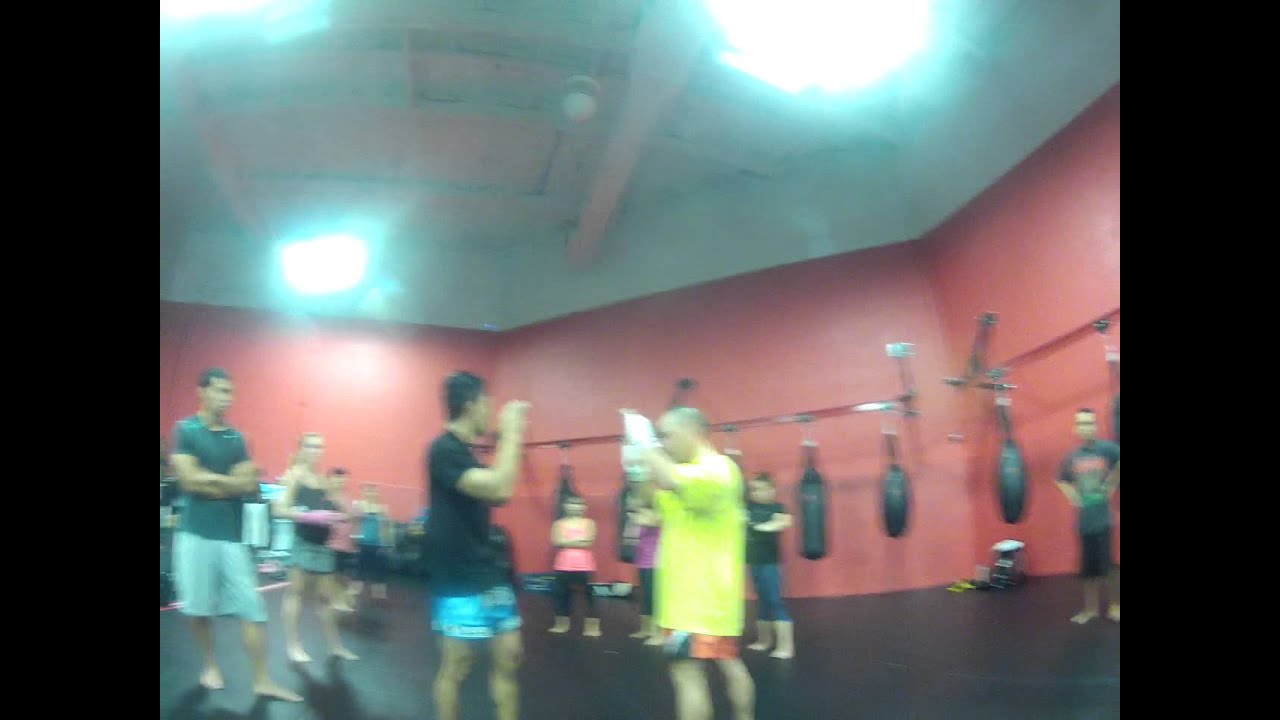 Military Hawaii Muay Thai Fitness UFC Gym Waikele - YouTube