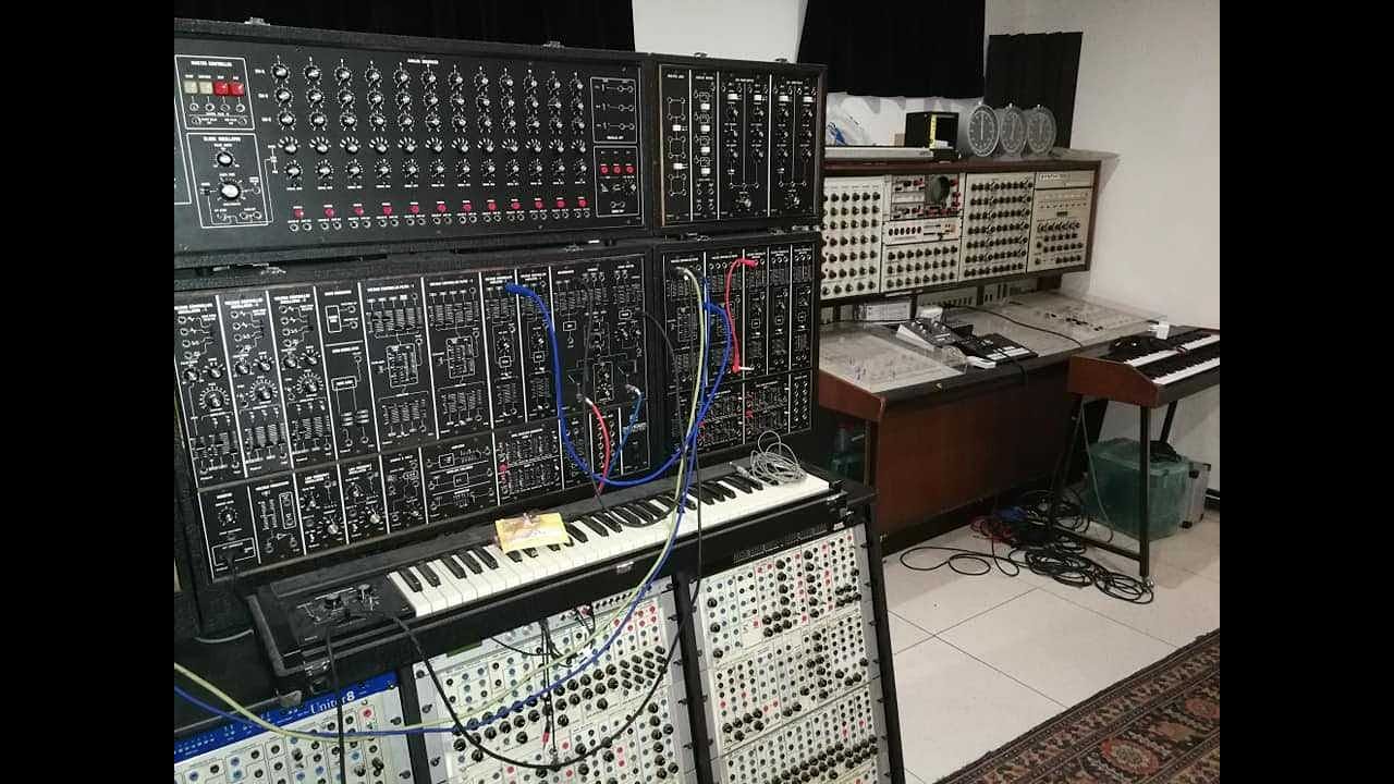 worldclass rare vintage synth collection - YouTube