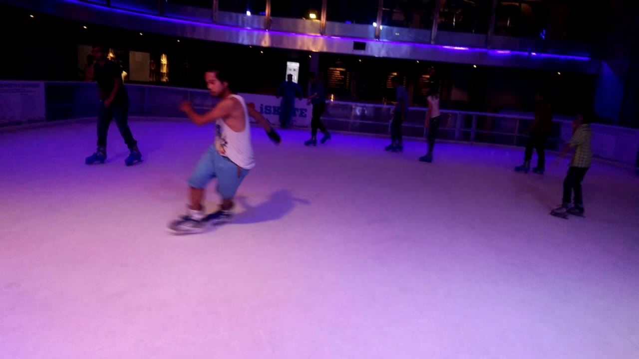 Freestyle ice skating dancer #iskate - YouTube